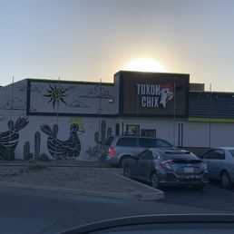 TUXON CHIX - Updated March 2025 - 115 Photos & 89 Reviews - 5524 E ...
