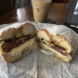 HOWDY BAGEL - Updated December 2025 - 465 Photos & 282 Reviews - 5421 S ...