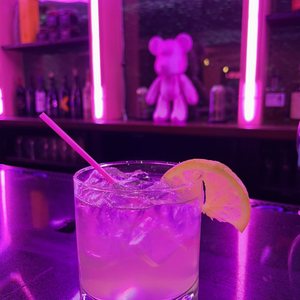 THE ROSE - 24 Photos - 160 W 25th St, New York, New York - Bars ...
