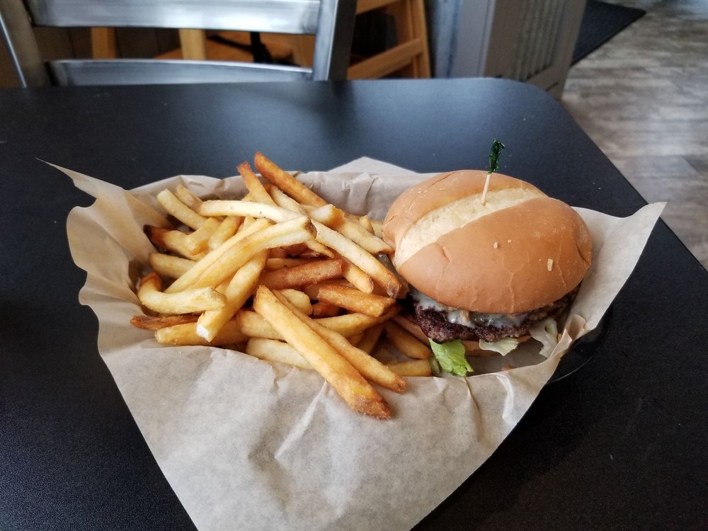 SPANKY BURGER AND BREW - 208 Photos & 304 Reviews - 601 S Pine St ...