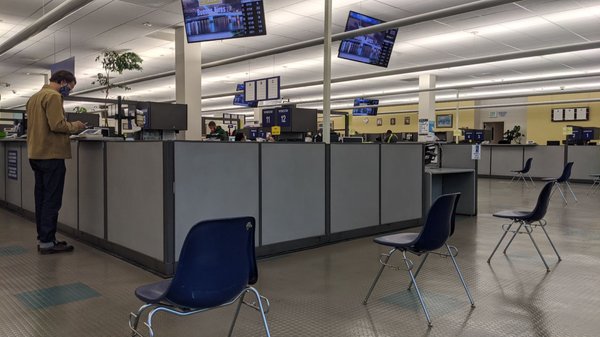 OAKLAND DMV OFFICE - Updated August 2024 - 122 Photos & 590 Reviews ...