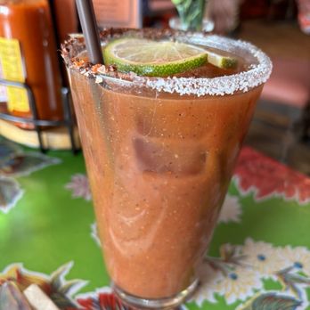 EL MOOSE - Updated April 2025 - 515 Photos & 1038 Reviews - 5242 Leary ...