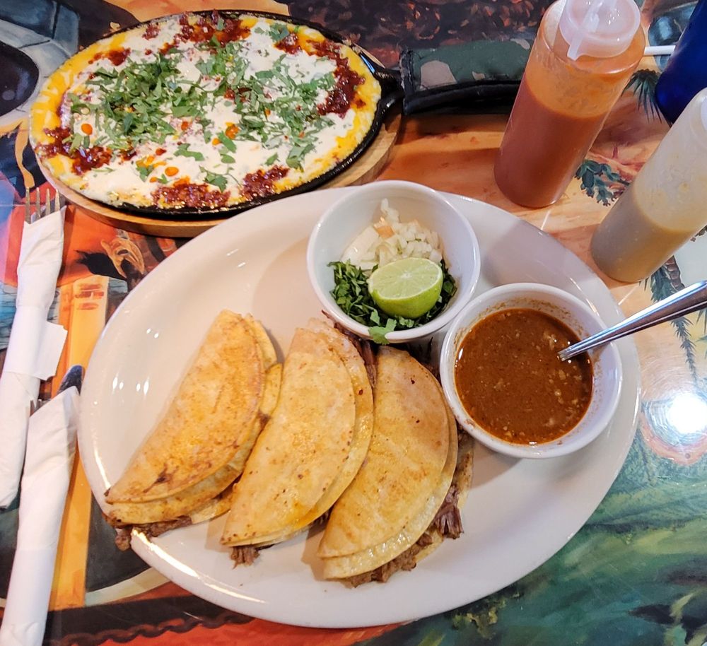 EL TAPATIO FAMILY MEXICAN RESTAURANT - Updated October 2024 - 710 Grand Ave, Glenwood Springs ...