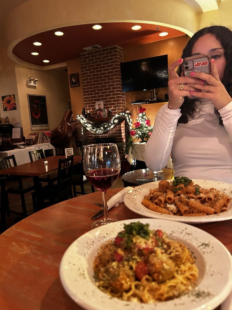CIAO! CAFE & WINE LOUNGE - Updated October 2025 - 43 Photos & 172 ...