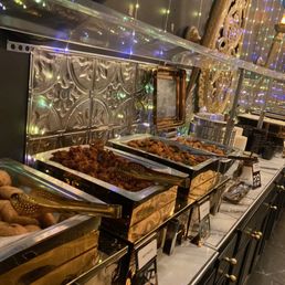 MAHARANI PALACE - Updated July 2025 - 225 Photos & 100 Reviews - 1030 ...