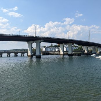 VETERANS MEMORIAL BRIDGE - Updated October 2025 - Salem, Massachusetts ...