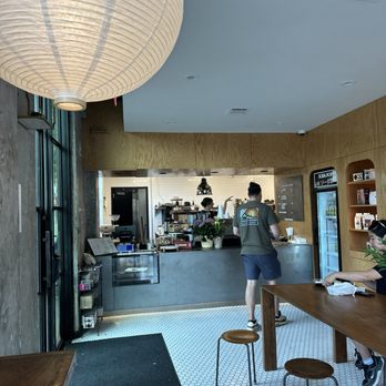 FIFTH VESSEL COFFEE - Updated January 2025 - 219 Photos & 93 Reviews - 104 Main St, Houston ...