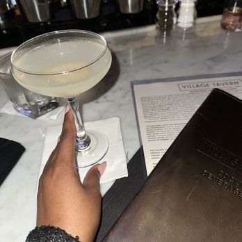 VILLAGE TAVERN - Updated May 2025 - 115 Photos & 55 Reviews - 4140 ...