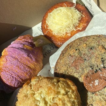 CAFE MOCHIKO - 313 Photos & 143 Reviews - 1524 Madison Rd, Cincinnati ...