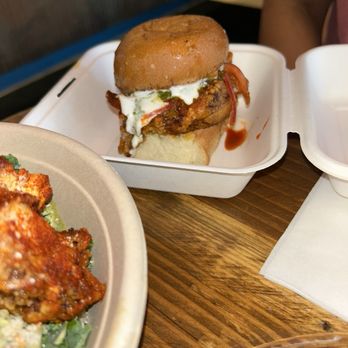 ROWDY ROOSTER - Updated February 2025 - 197 Photos & 75 Reviews - 140 W ...