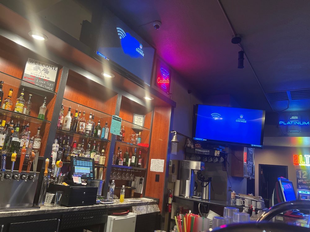 BRICKYARD PUB - Updated August 2025 - 16 Photos & 53 Reviews - 28845 ...