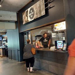 MOB GRILL - Updated July 2025 - 192 Photos & 123 Reviews - 11 NE 6th St ...
