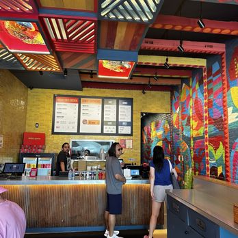 ROWDY ROOSTER - Updated January 2025 - 185 Photos & 69 Reviews - 140 W ...