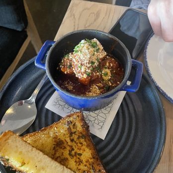 FORA - Updated June 2024 - 159 Photos & 51 Reviews - 311 N Morgan St ...