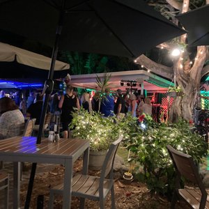 ENGLEWOODS ON DEARBORN RESTAURANT & BAR - 51 Photos & 67 Reviews ...