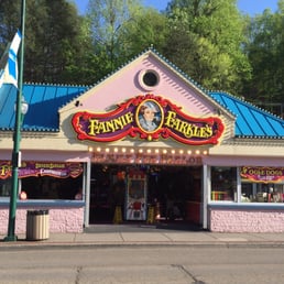 FANNIE FARKLE’S FAMILY FUN PARLOR - Updated July 2025 - 60 Photos & 123 ...