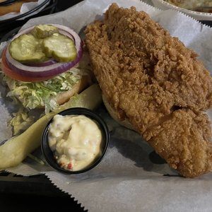 FOXES TRAIL - 103 Photos & 88 Reviews - 305 S Main St, Kokomo, Indiana ...