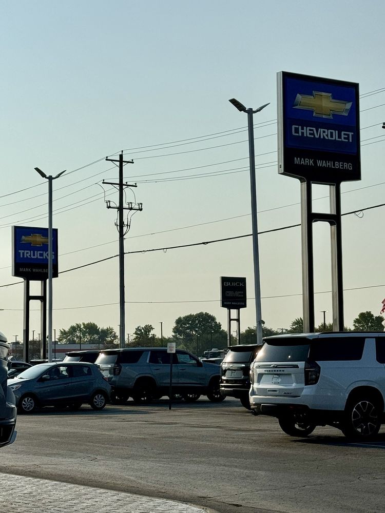 MARK WAHLBERG CHEVROLET - Updated October 2025 - 26 Photos & 87 Reviews ...