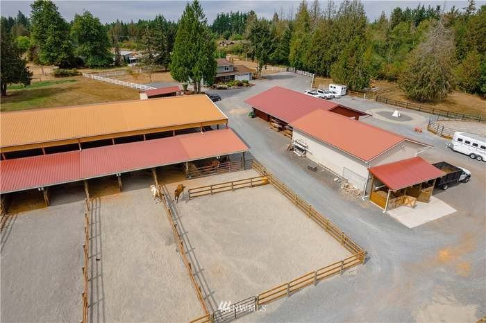 LEGACY STABLES - Updated October 2025 - Roy, Washington - Horse ...