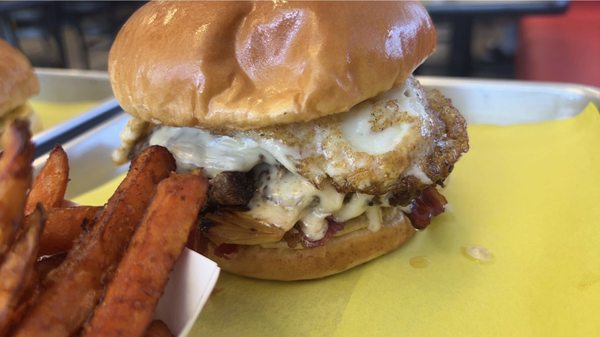 EDMOND’S BURGERS & MORE - Updated September 2025 - 276 Photos & 388 ...