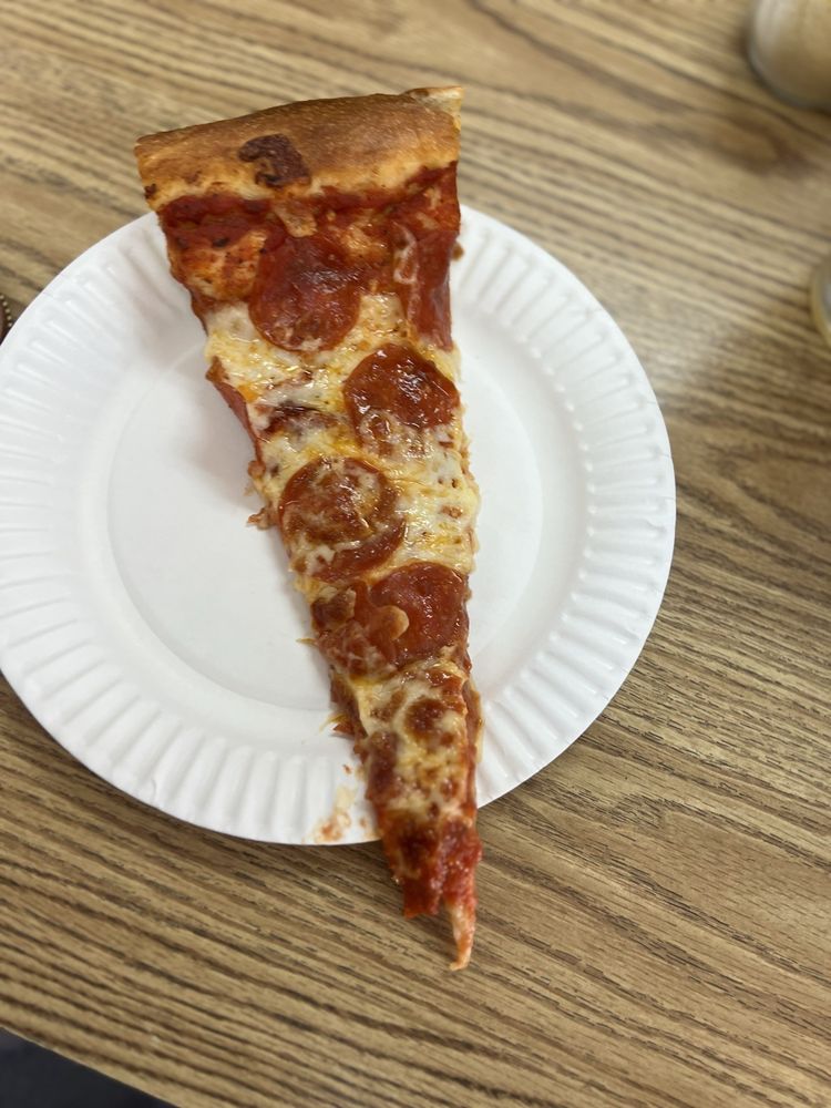 THE RIVERSIDE PIZZERIA - Updated October 2025 - 123 Photos & 178 ...