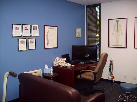 ADVANCED HEALTH CENTER - Updated October 2025 - 28 Photos & 92 Reviews ...