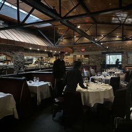 CANOE - Updated December 2025 - 3478 Photos & 2540 Reviews - 4199 Paces ...