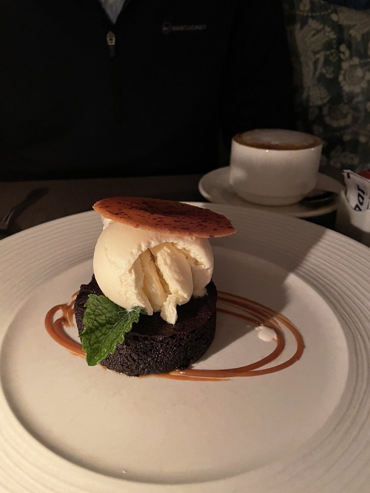 GALLEY BEACH - 168 Photos & 220 Reviews - 54 Jefferson Ave, Nantucket ...