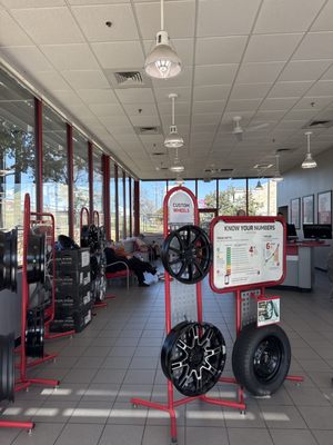 DISCOUNT TIRE - Updated December 2025 - 48 Photos & 176 Reviews - 20690 ...