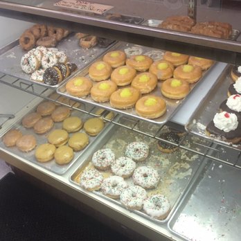 MEL-O-CREAM DONUTS - Updated October 2025 - 26 Photos & 26 Reviews ...