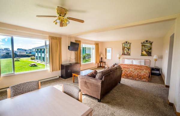 ALSI RESORT - 113 Photos & 81 Reviews - Hotels - 902 NW Bayshore Dr ...