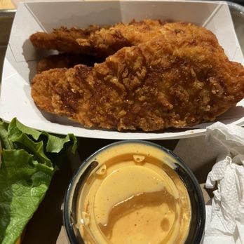 302 WHEATON - Updated October 2025 - 142 Photos & 208 Reviews - 302 W ...