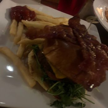 COMMODORE GRILLE - Updated August 2024 - 89 Photos & 60 Reviews - 2613 ...