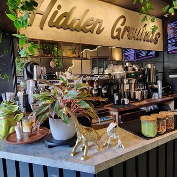 HIDDEN GROUNDS COFFEE - Updated December 2024 - 208 Photos & 70 Reviews ...
