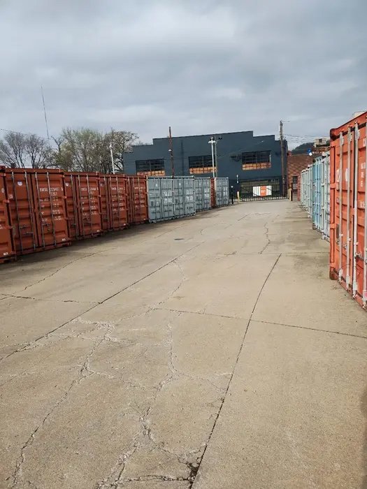 MINI MALL STORAGE - Updated October 2025 - 27 Photos - 1109 Alfred St ...