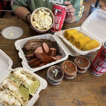 TEX 808 BBQ & BREWS - Updated August 2025 - 353 Photos & 325 Reviews ...