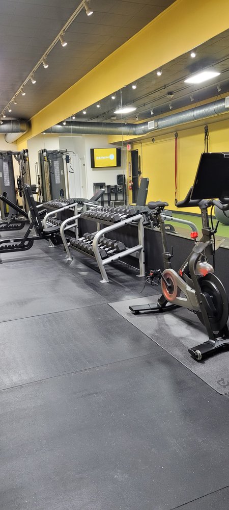 WEIGHTLESS TRAINING GROUND - Updated December 2025 - 20 S Main St, New ...