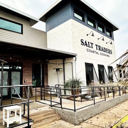 SALT TRADERS COASTAL COOKING - Updated December 2025 - 2631 Photos ...