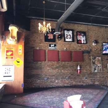 BRICK DELI - Updated January 2025 - 50 Photos & 124 Reviews - 112 ...