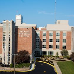 DECATUR MEMORIAL HOSPITAL - 10 Reviews - Hospitals - 2300 N Edward St ...
