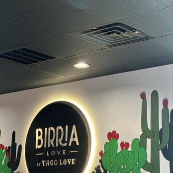 BIRRIA LOVE - Updated February 2025 - 157 Photos & 48 Reviews - 1742 E ...