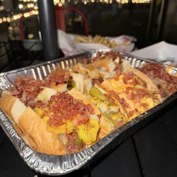 STEVE’S HOT DOGS ON DELMAR - Updated December 2025 - 34 Photos & 25 ...