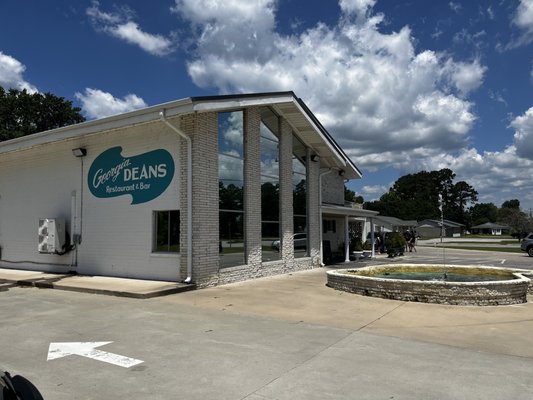 GEORGIA DEANS RESTAURANT AND BAR - Updated May 2024 - 58 Photos & 57 ...