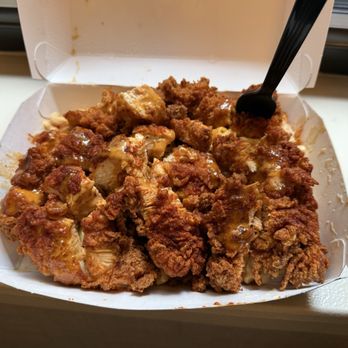 FLUFFIES HOT CHICKEN - MIDTOWN - Updated January 2026 - 26 Photos & 25 ...