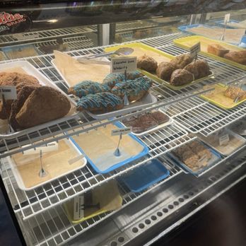 BAYOU BAKERY, COFFEE BAR & EATERY - Updated December 2024 - 1000 Photos ...