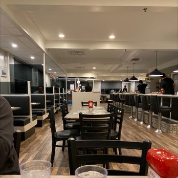 SWEET HOLLOW DINER - Updated May 2025 - 148 Photos & 158 Reviews - 100 ...