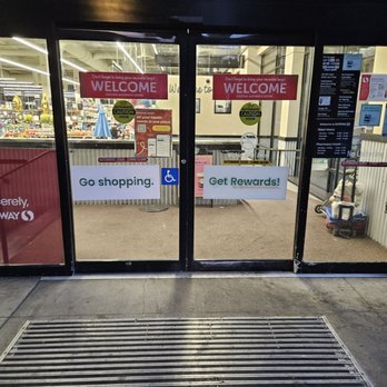 SAFEWAY - Updated December 2025 - 43 Photos & 187 Reviews - 1030 SW ...