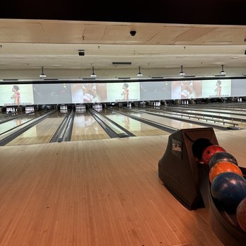 BOWLERO SAN BERNARDINO - Updated August 2025 - 35 Photos & 34 Reviews ...