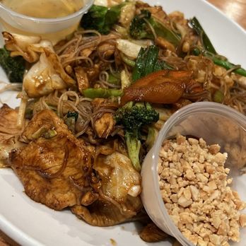 THE LOTUS MAPLE GROVE - Updated October 2025 - 530 Photos & 290 Reviews ...