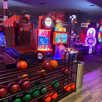 BOWLERO DALLAS - Updated November 2025 - 85 Photos & 30 Reviews - 3805 ...